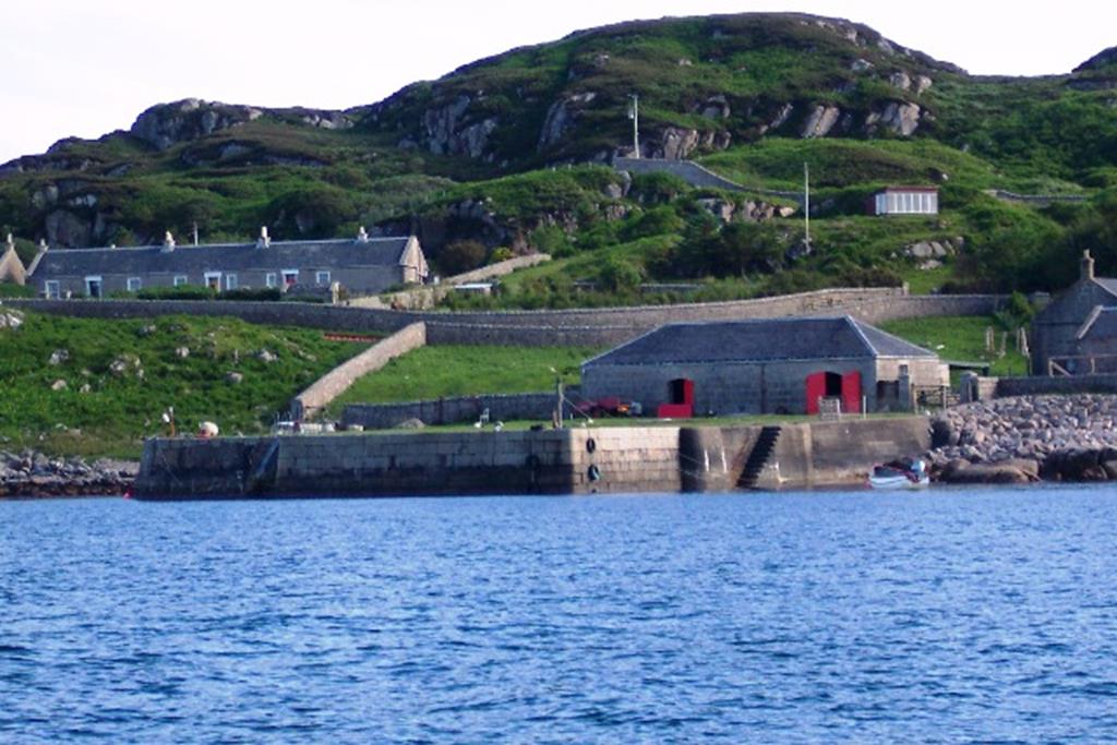 Isle of Erraid - Seaview bed and breakfast